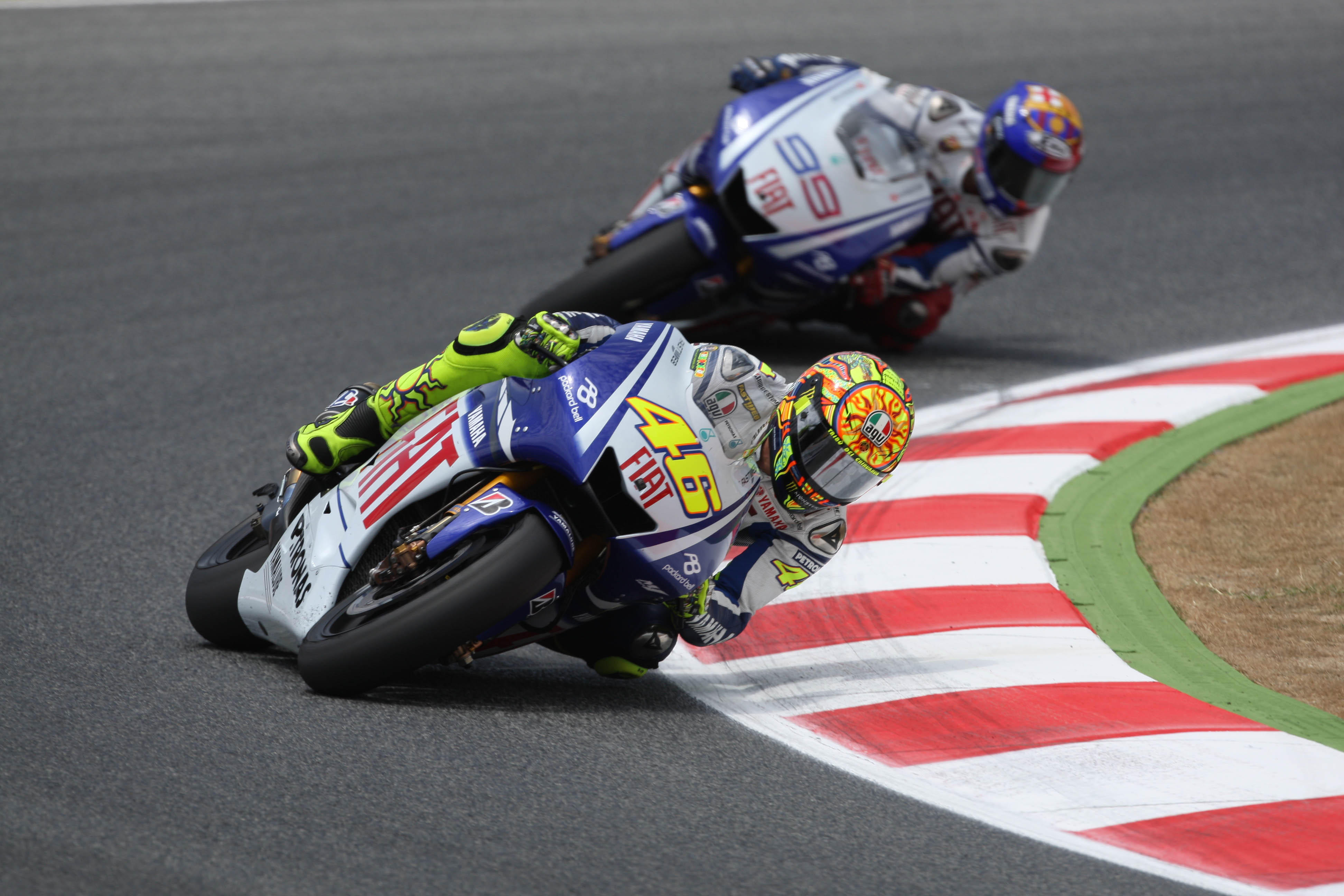 Watch 10 of Valentino Rossi’s best races – for FREE!