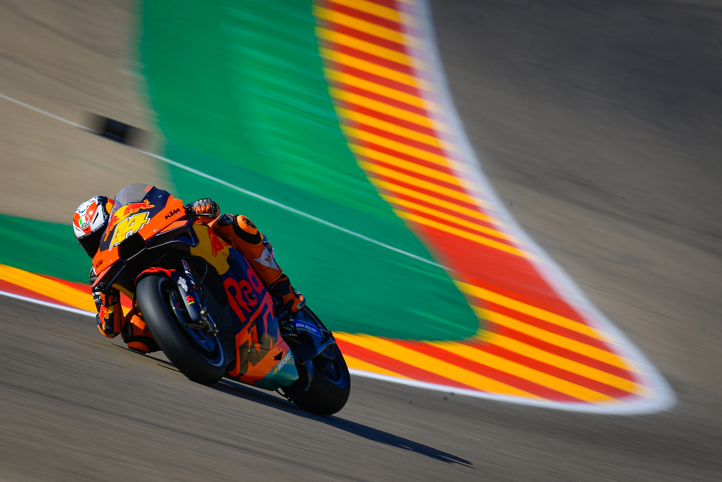 Pol Espargaro and Zarco into Q2 as Ducati disaster continues