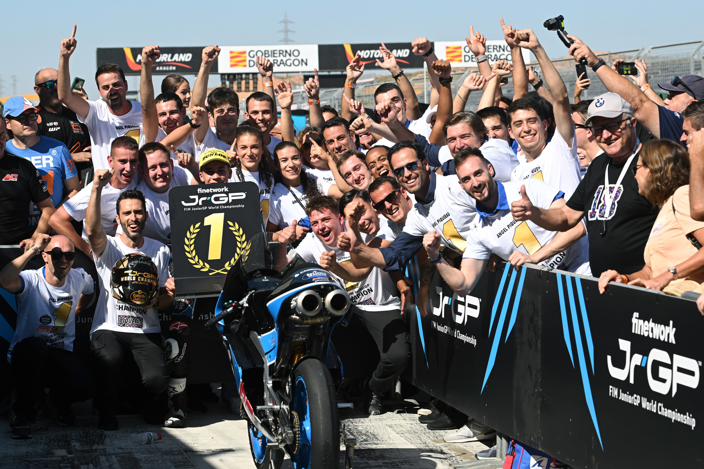 IN THE HISTORY BOOKS: Aragon brings titles and last lap thrillers in ...