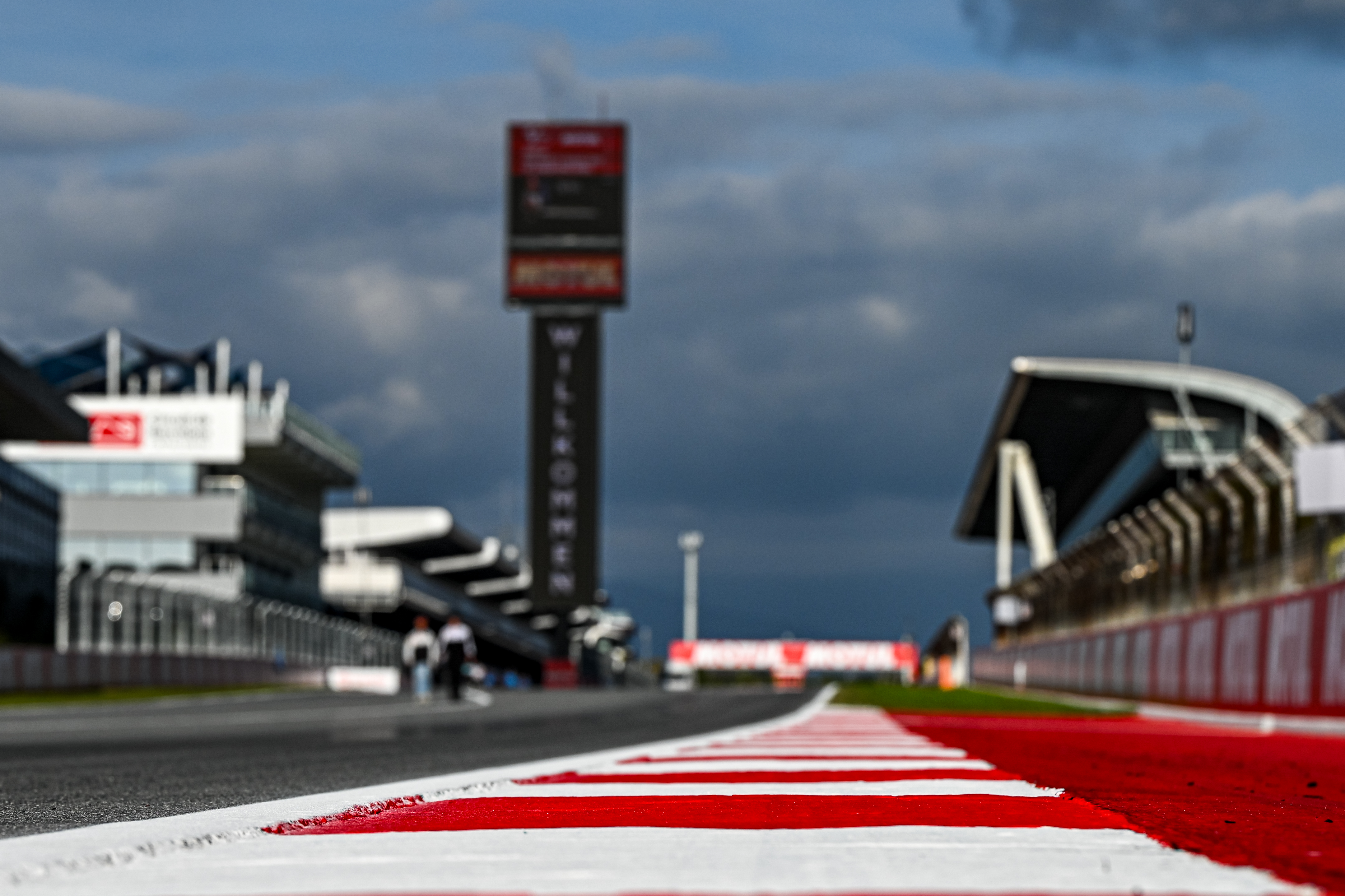 Der Barcelona-Test 2025: LIVE-Berichterstattung, Updates und mehr