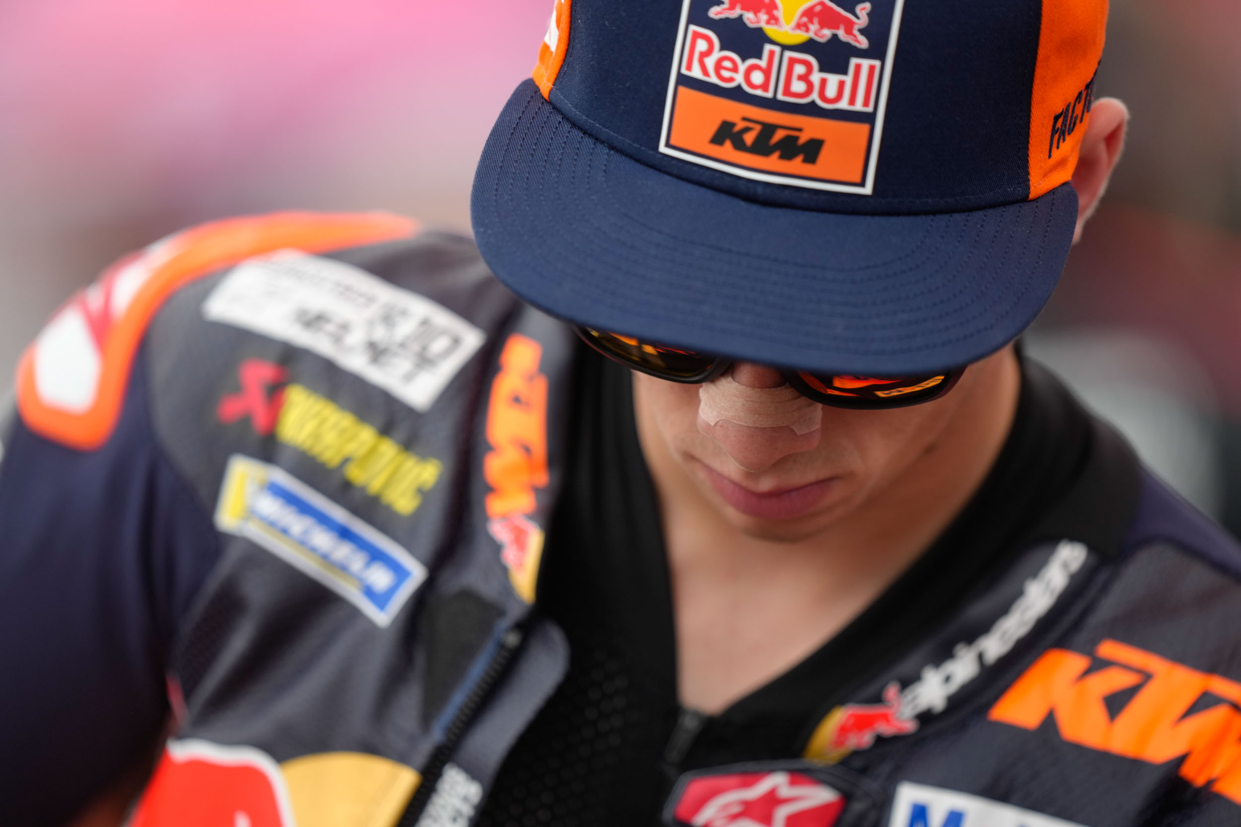 Acosta undergoes successful arm pump surgery