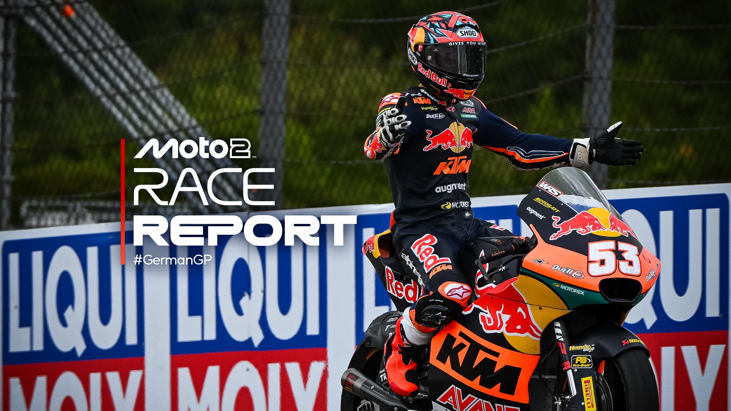 Öncü victorious in drama-filled Moto2 encounter