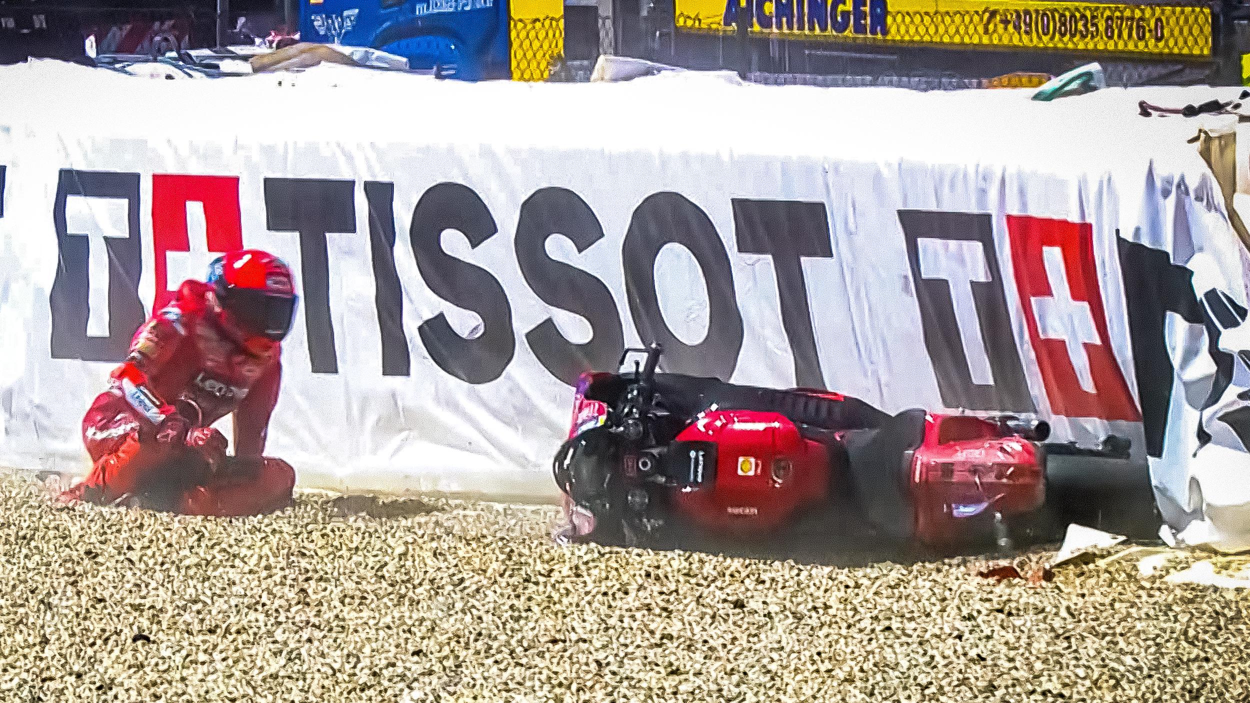 Julia pic onlyfan leak was taken to the room and hung