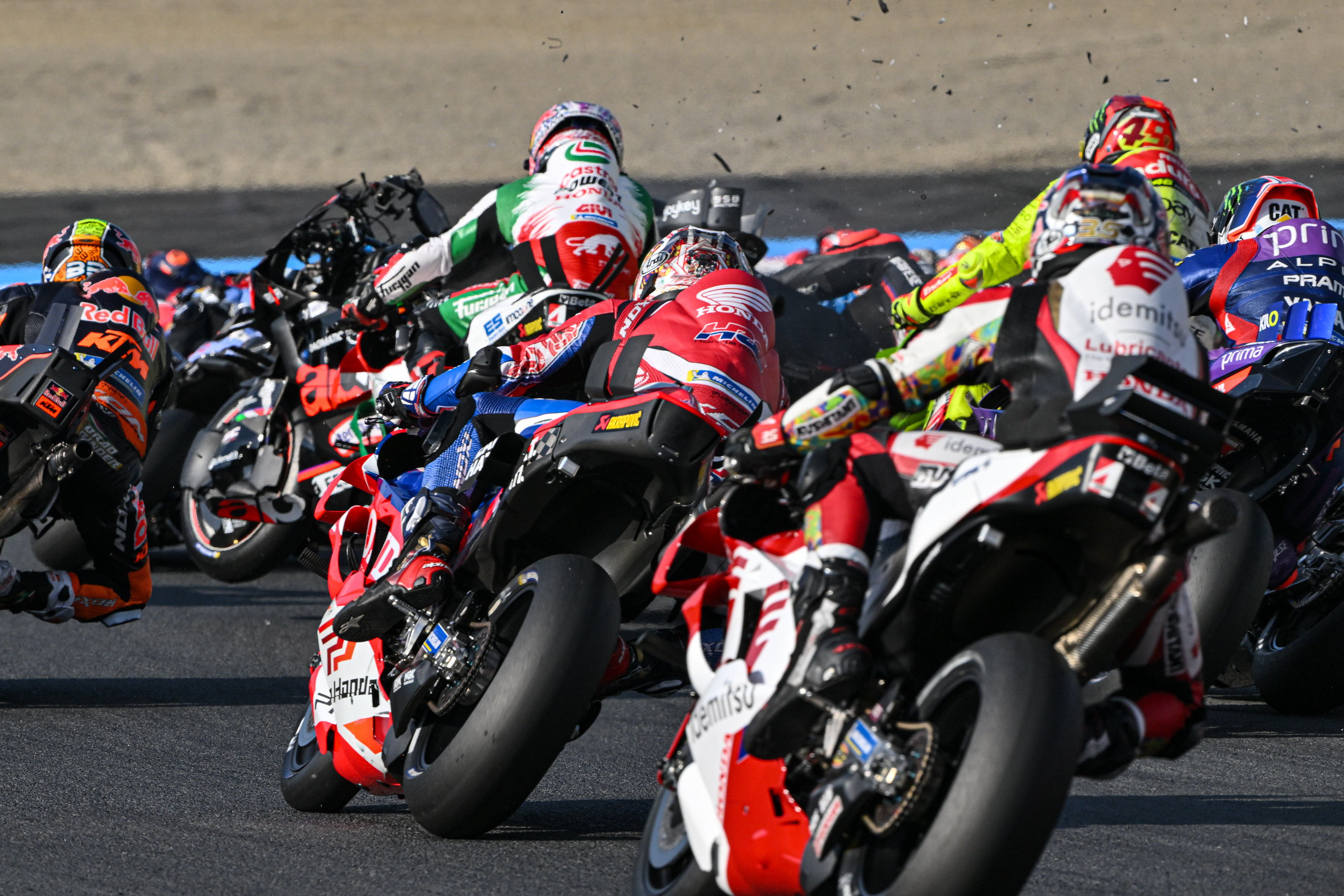 What Is a MotoGP Holeshot Device?