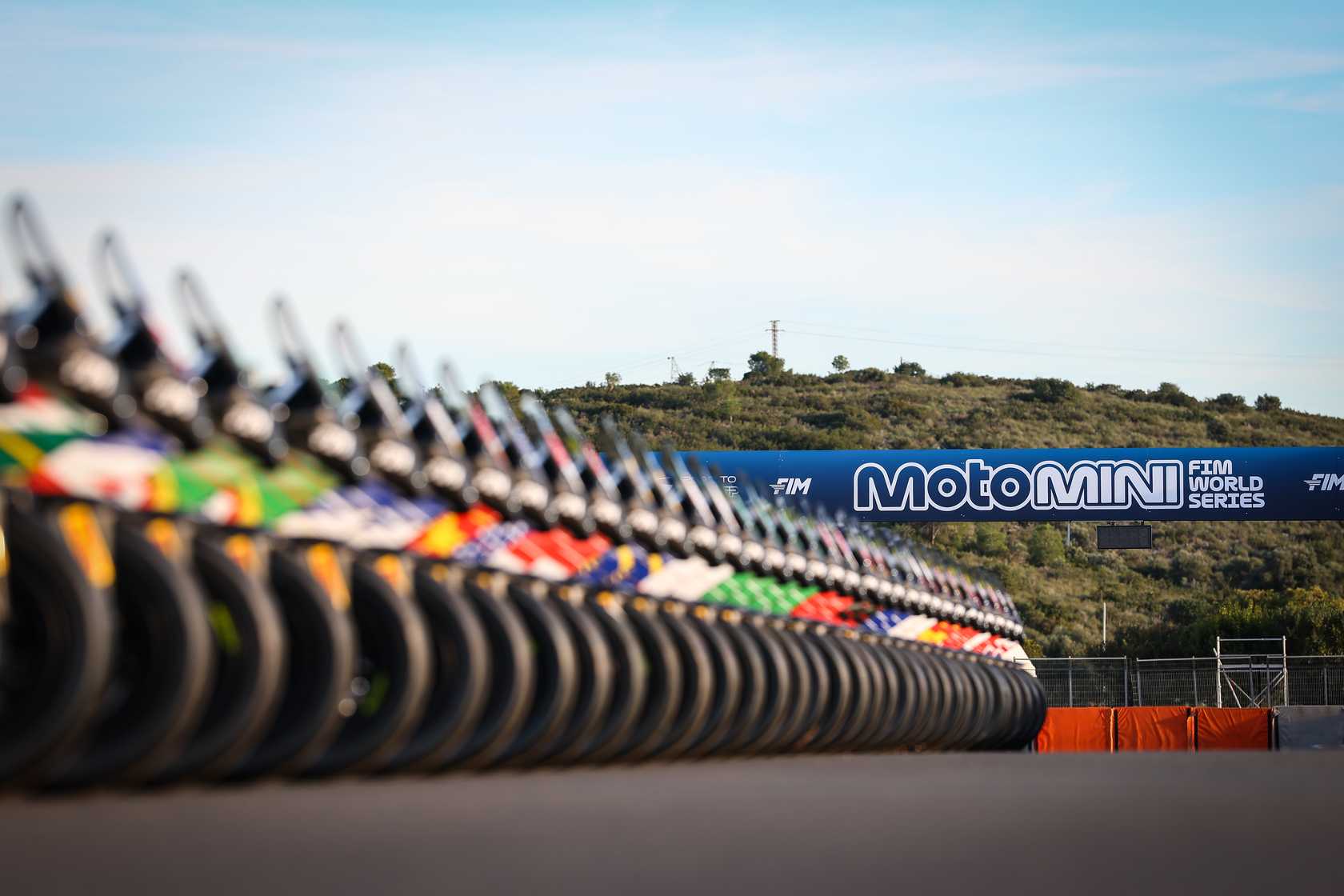 Ne manque pas la finale des FIM MotoMini World Series à Valence