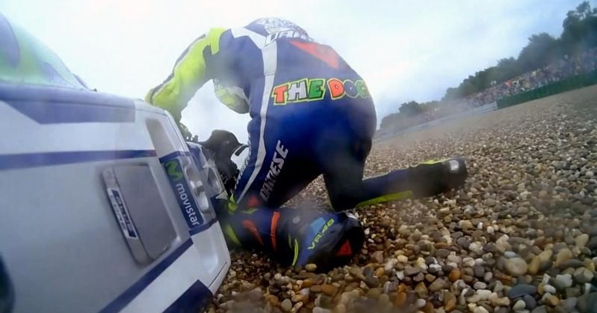 Rossi crashes out of lead in restarted race