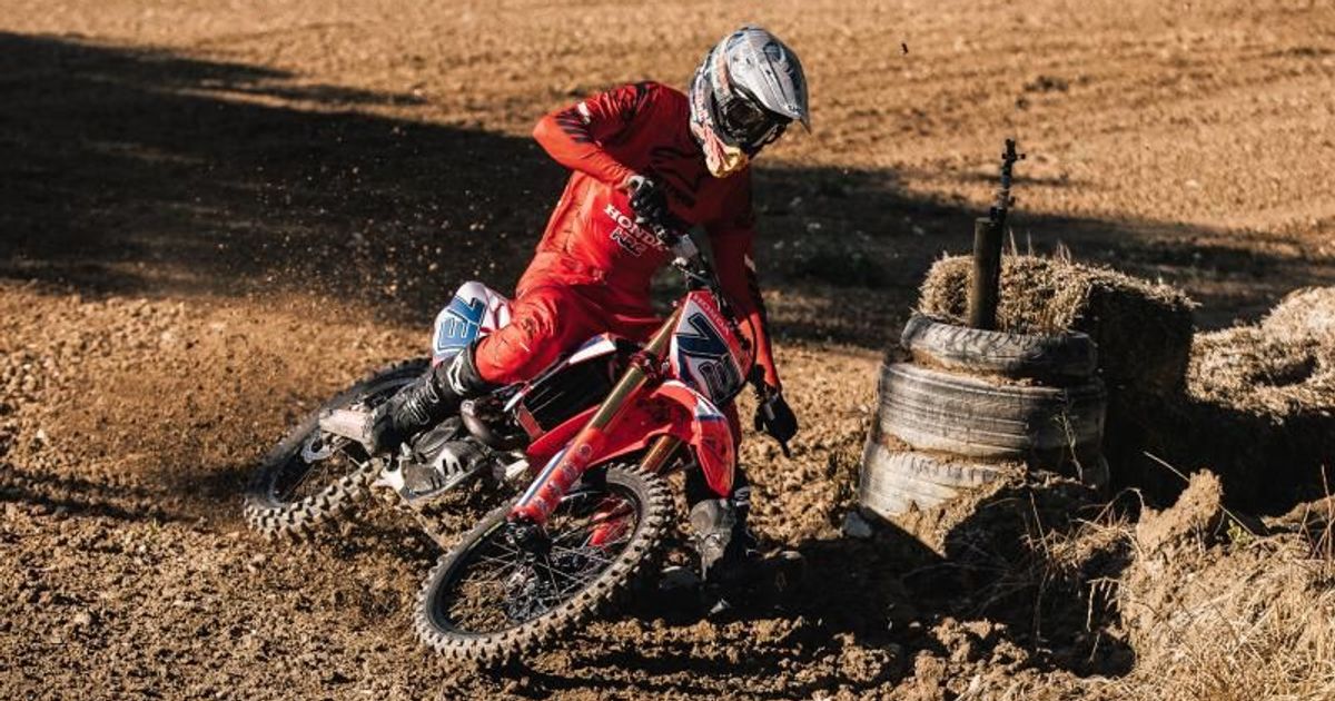 Watch the Marquez brothers back in the saddle!