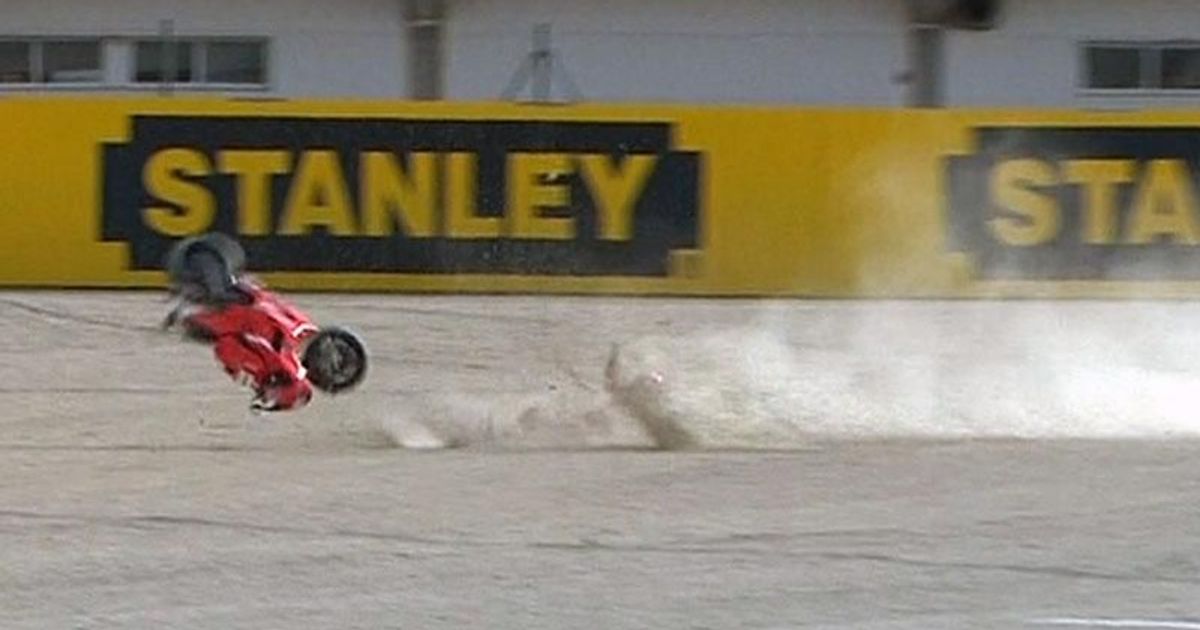 Valencia 2010 - MotoGP - Race - Action - Nicky Hayden - Crash Valencia 2010 - MotoGP - Race - Action - Nicky Hayden - Crash