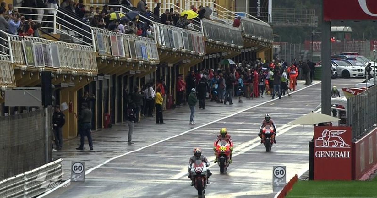 Valencia 2011 - MotoGP - FP2 - Full session