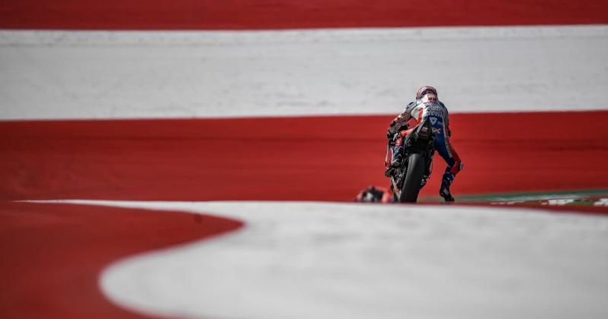 Les 5 grands titres du vendredi, par Alex Hofmann