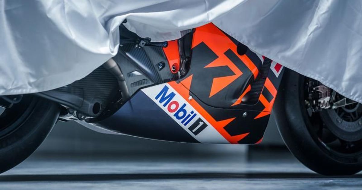 Conto alla rovescia per scoprire le RC16 con i colori 2023