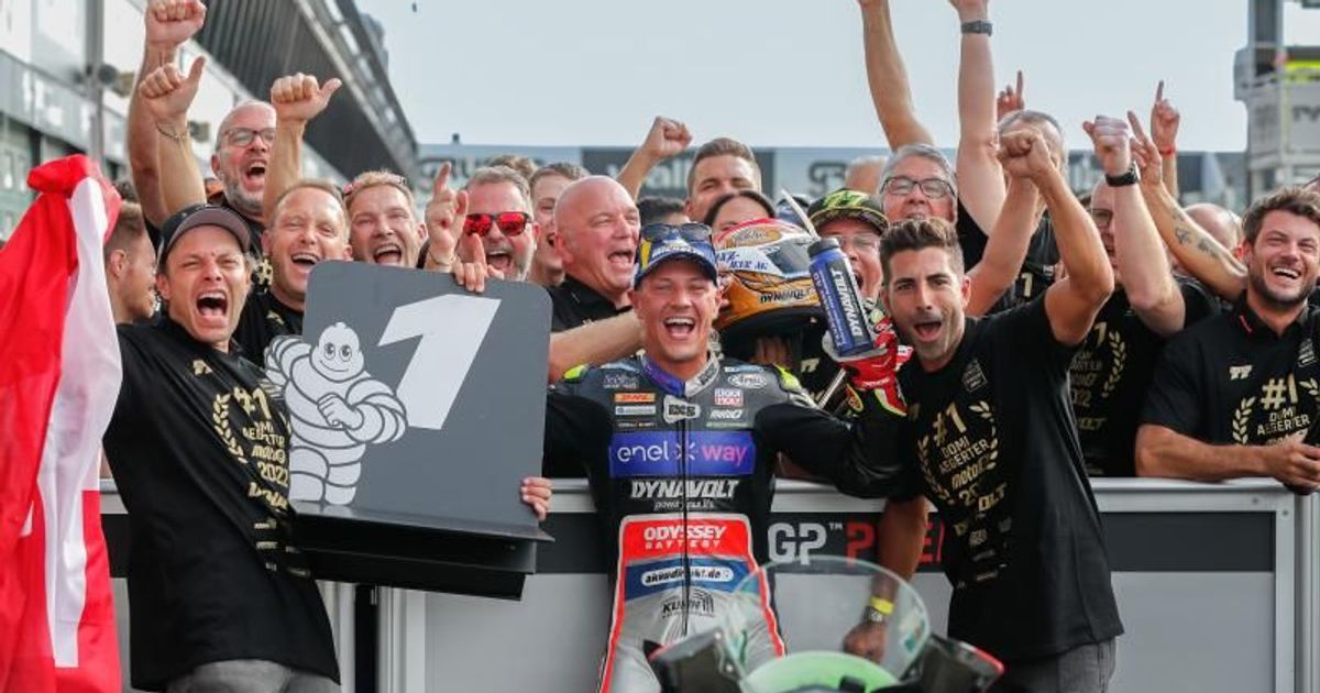 Aegerter aprovecha el error de Granado y se corona