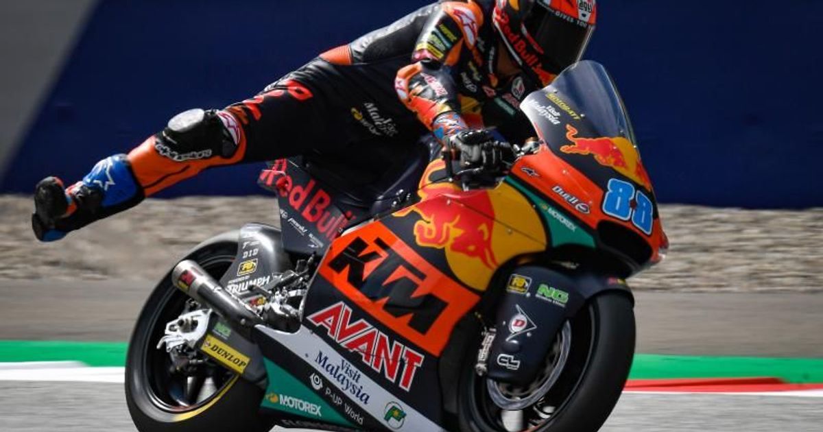 Moto2™ Warm Up: four riders within a tenth, Martin on top