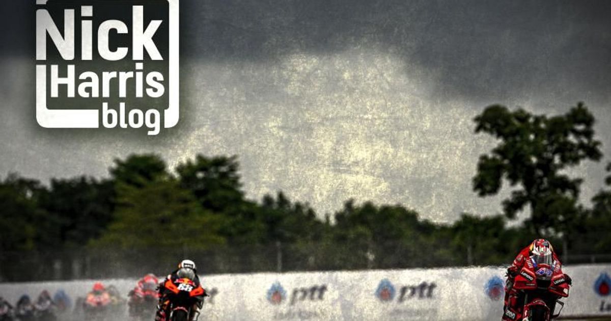 « Tous dans le même bateau », par Nick Harris