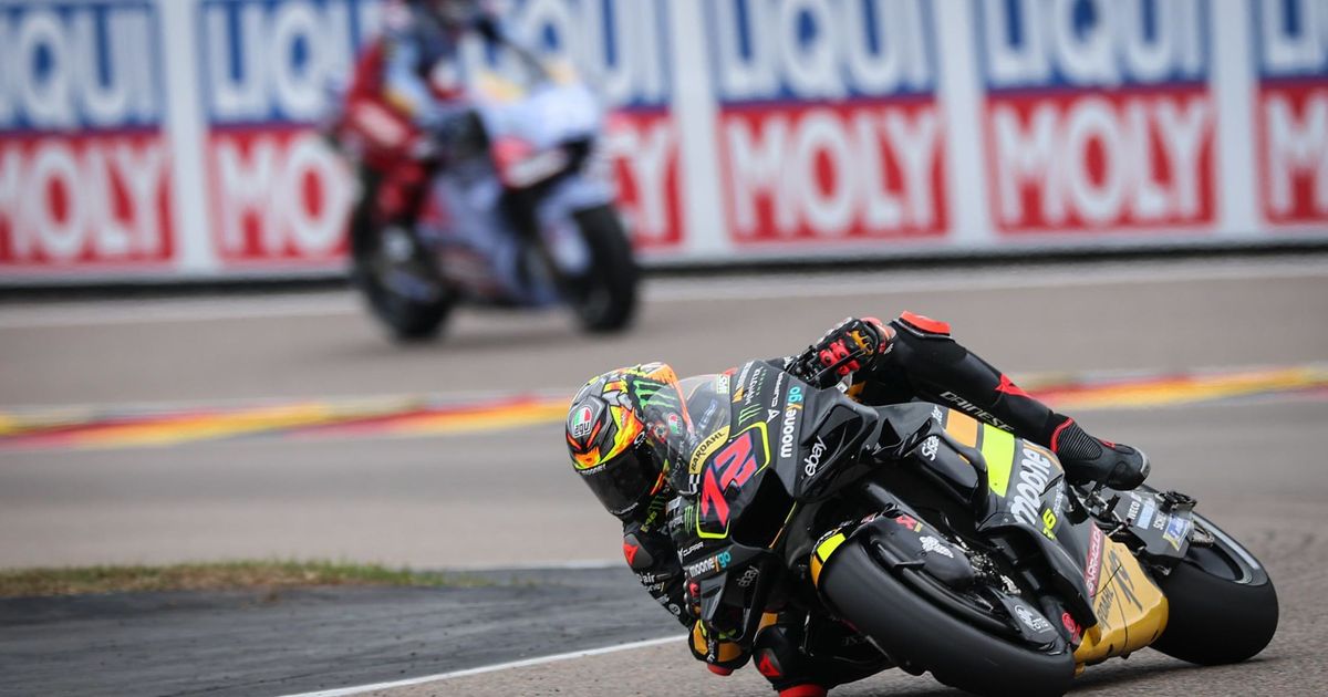 "Last minute change" propels Bezzecchi to Friday summit