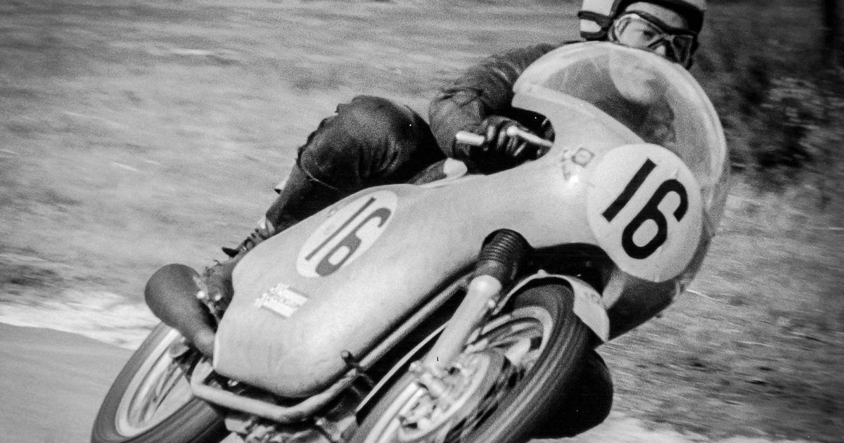 Paul Smart passes away