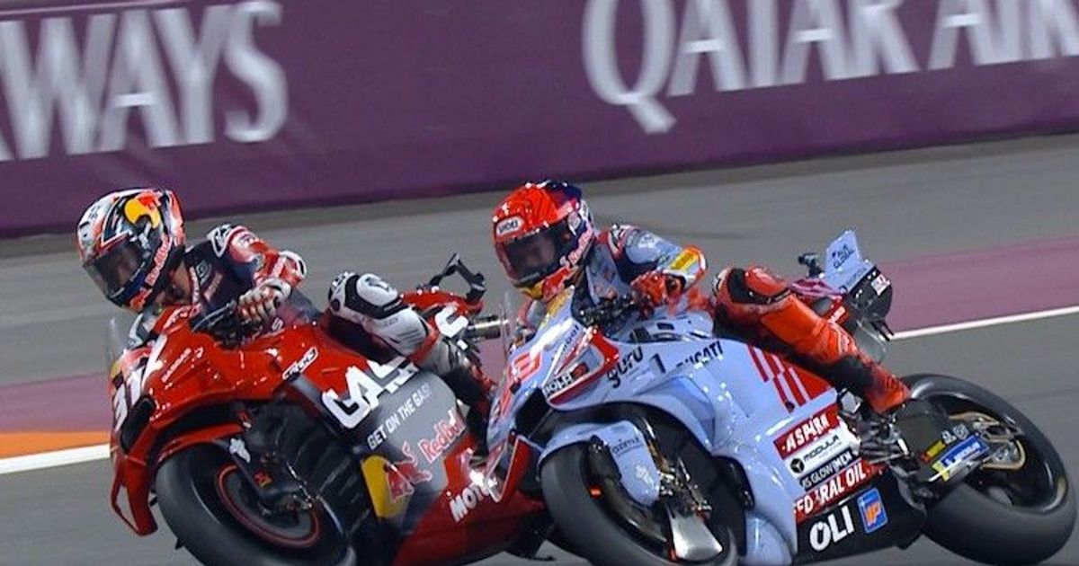 MUST-SEE: Rookie sensation Acosta moves past M. Marquez!