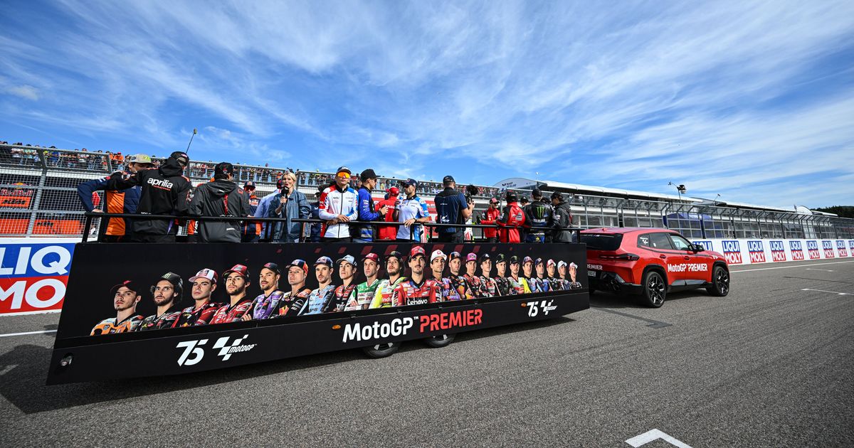 Rider Parade: Bagnaia's bachelor party uncovered!