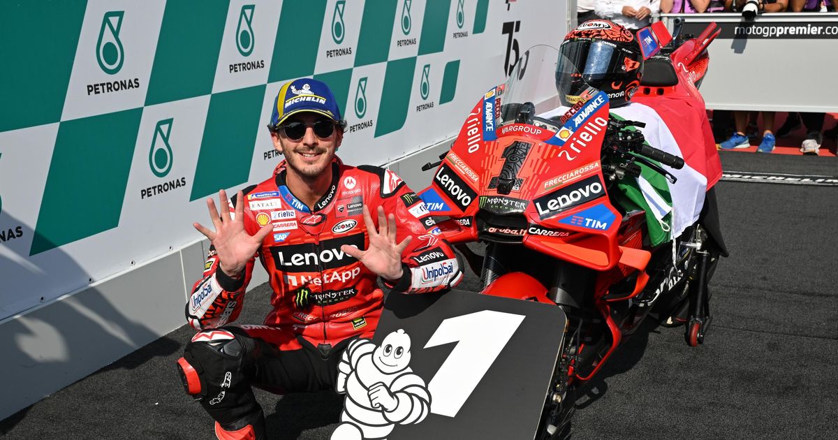 MotoGP™ highlights: Bagnaia and Martin's unforgettable fight for victory!