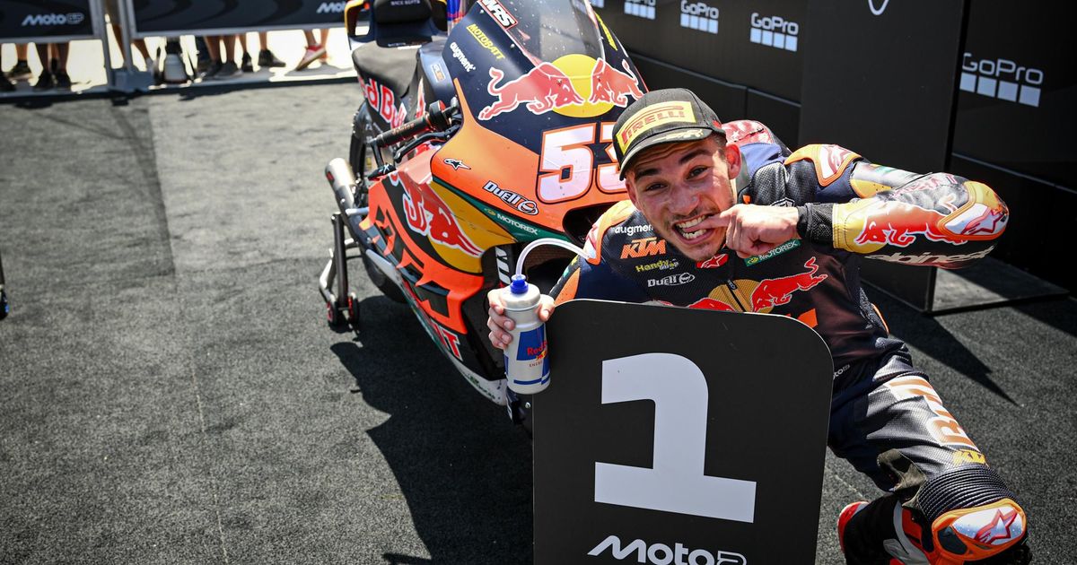 Moto2™ highlights: The closest ever Moto2 finish as Oncu and Moreira ...