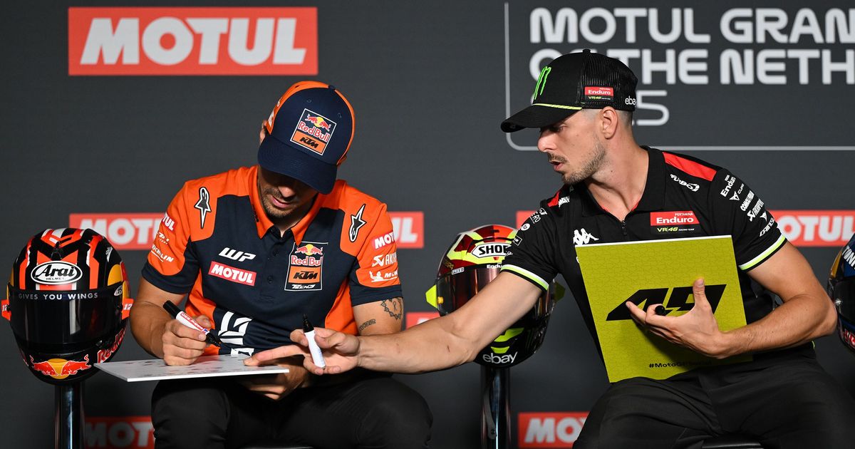 Which rival's riding style has impressed current stars the most?