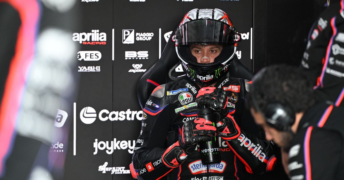 What happened to polesitter Bezzecchi on Lap 1?