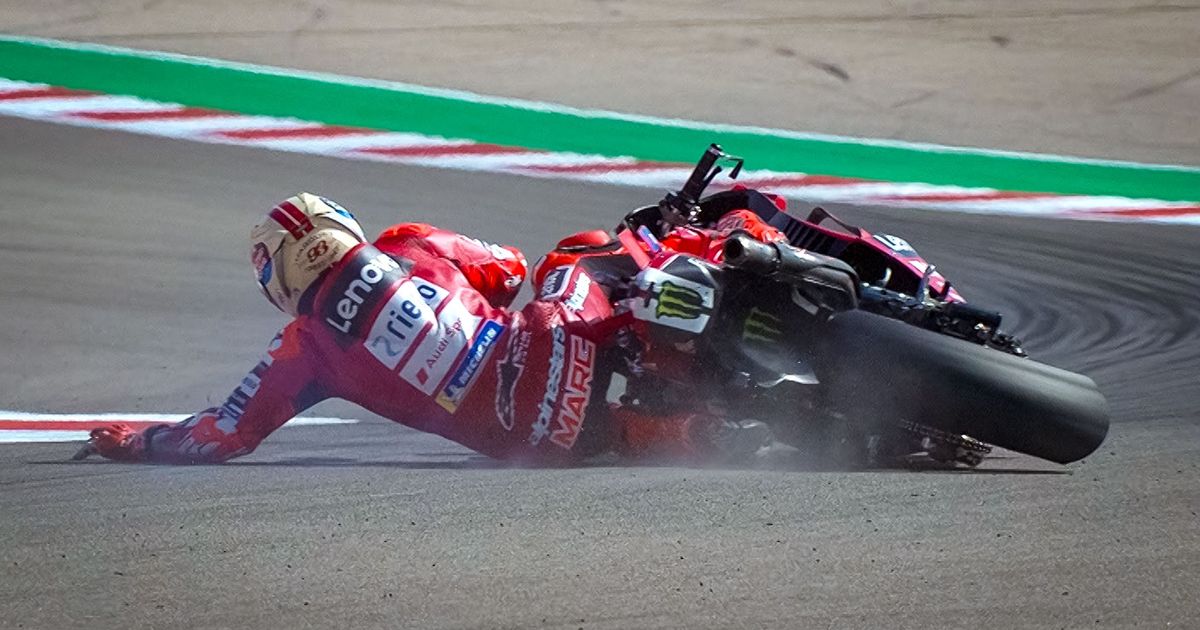 Marc Marquez suffers huge Turn 10 crash in COTA FP1