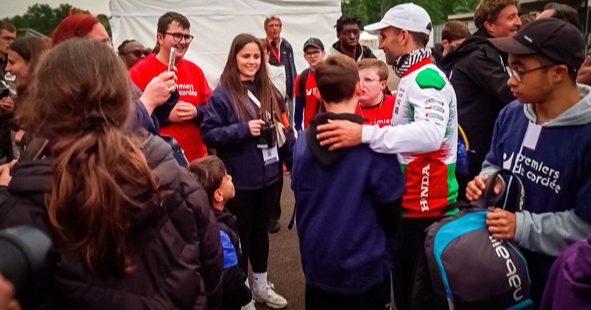“There was a lot of emotion” – Zarco meets children ahead of French GP