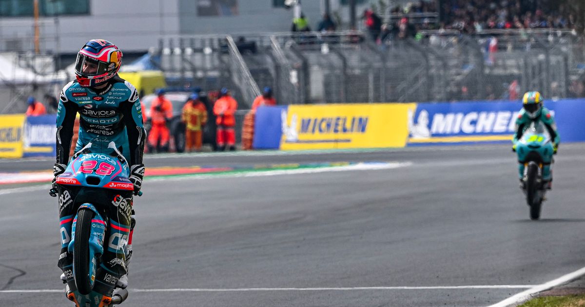 Moto3™: Quiles vence uma corrida exigente marcada pela chuva